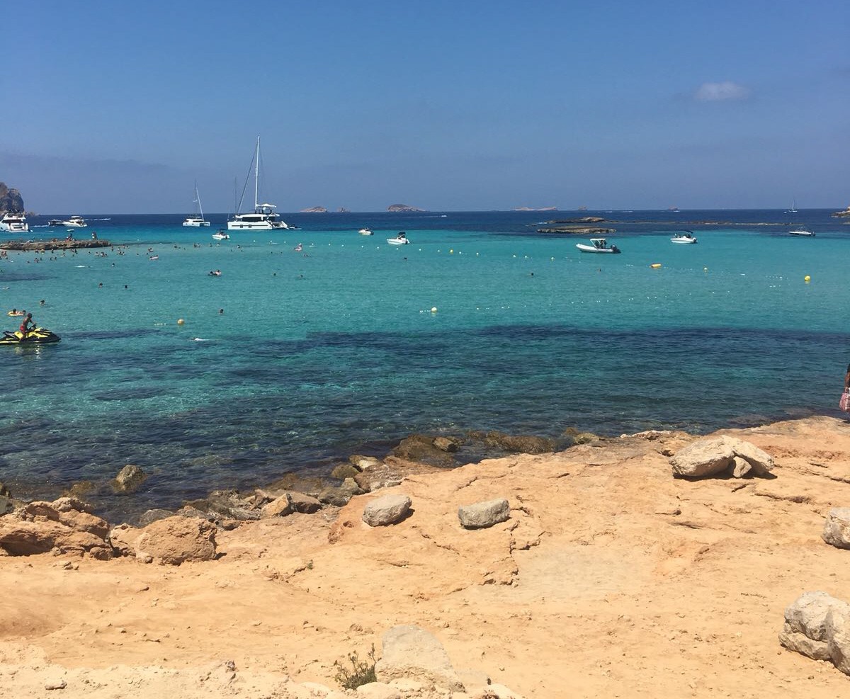 Platges de Comte - ibizaloveisland.com